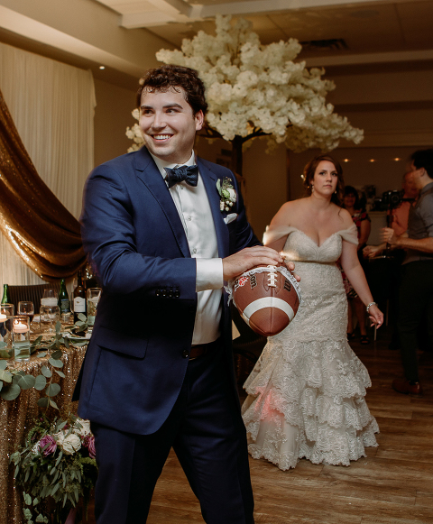 Pelee Island Winery Wedding ~ Alycia & Adam | Jillian Wilhelm Photography
